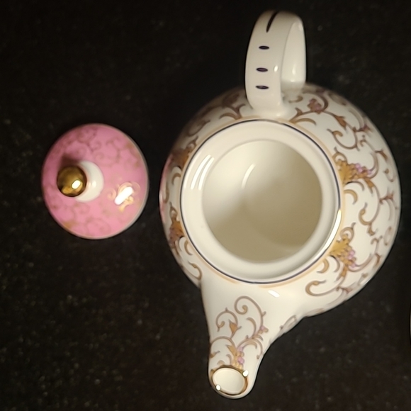 Grace Teaware | Kitchen | Fine Porcelain Teapot Set | Poshmark
